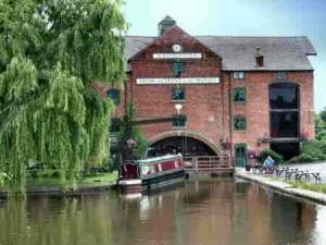 Shardlow | Historic Canal Port | Derwent Mouth Lock | Malt Shovel